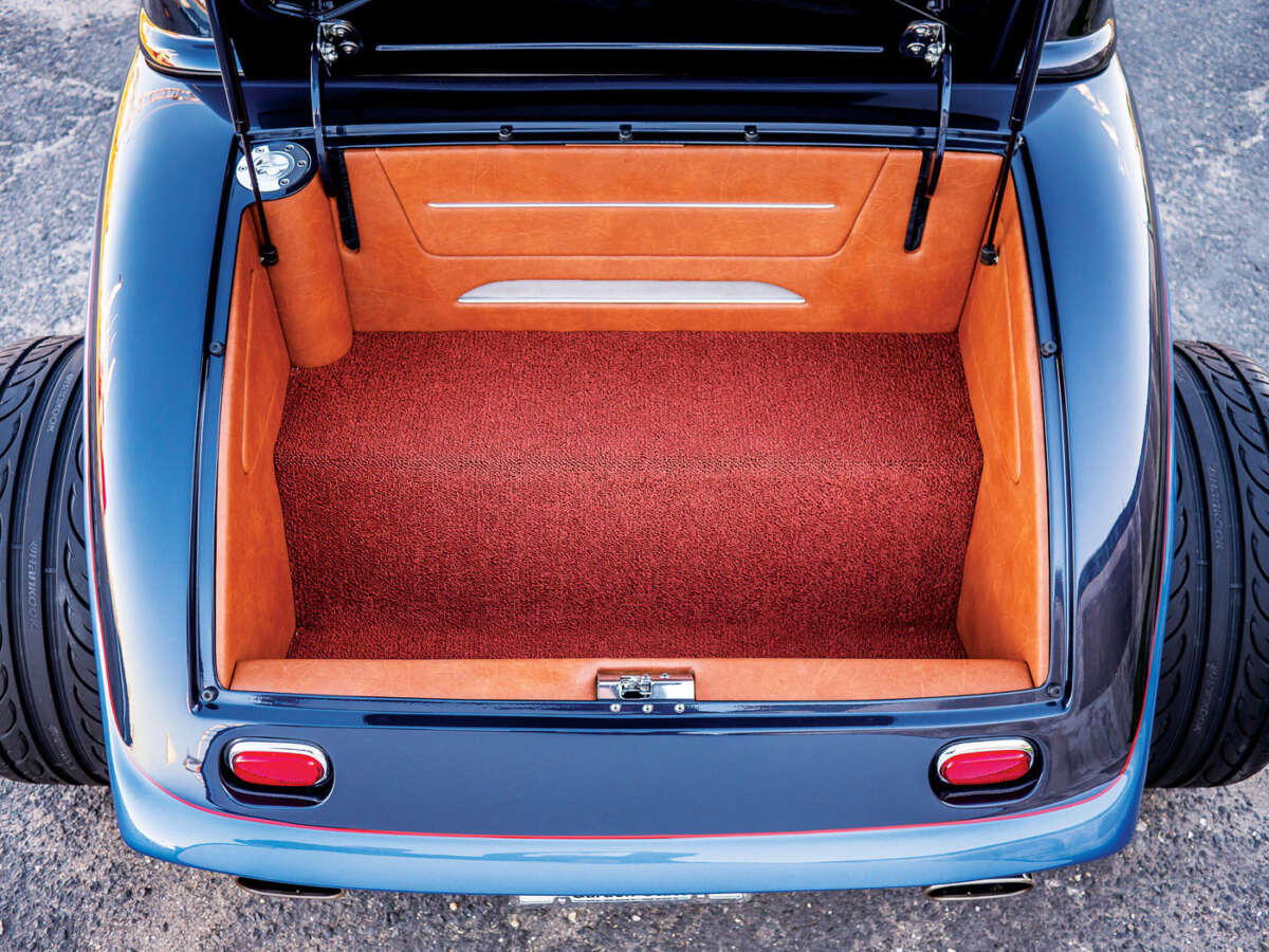 Artistic mastery gives rise to a fine-tuned ’33… | Rare Car Network